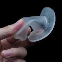 China 2L Capacity Calf Milk Feeder Bottle with Soft Silicone Nipple and Ergonomic Handle Design for Livestock Feeding for sale