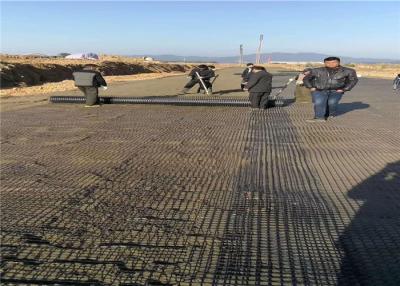China 25kn/M-300kn/M Biaxial Plastic Geogrid Pp For Workshop for sale