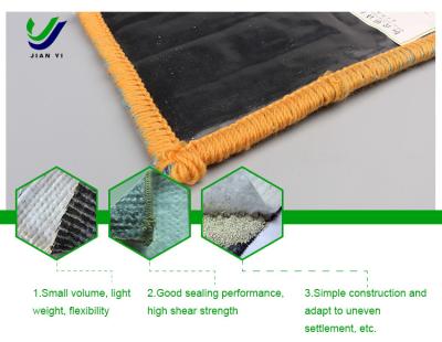 China Sodium Bentonite Geosynthetic Clay Liner 4-6m Width 4000g/㎡ Unit Weight For Waterproofing for sale