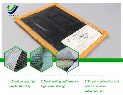 China High Density Bentonite Geosynthetic Clay Liner 4000g/m² for Waterproofing Projects with 4-6m Width Options for sale
