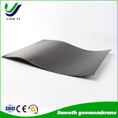 China HDPE Smooth Geomembrane 0.3mm-3.0mm Thickness 700% Elongation Acid Alkali Resistant Impermeable Liner for sale