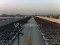 China HDPE Smooth Geomembrane 0.3-3.0mm Heavy-Duty Liner for Landfills Mining Water Management Width 1-9m for sale