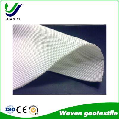 China Black Woven Geotextile Fabric 2-6m Width with 25-55 kN/m Tensile Strength for Soil Stabilization for sale