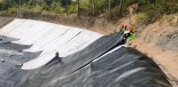 China Textured HDPE Geomembrane 0.8mm to 3.0mm for Mine Slope Anti-Seepage with Enhanced Anti-Slip and UV Resistance for sale