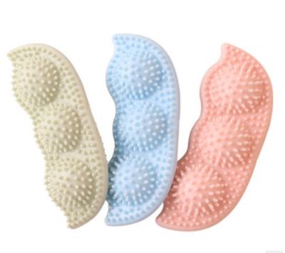 China Pea Shaped Silicone Dog Toys Chewing Grinding Pet Molar Toys for sale