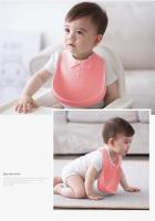 China Non Toxic FDA Standards Silicone Pocket Bib Catching Dropped Food for sale