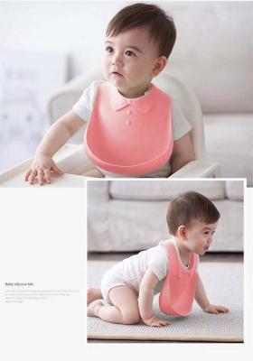 China Non Toxic FDA Standards Silicone Pocket Bib Catching Dropped Food for sale