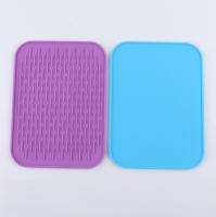 China European Anti Hot Silicone Baby Mat 21.5x15.5x0.5cm Edge Grooves for sale
