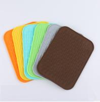 China European Anti Hot Silicone Baby Mat 21.5x15.5x0.5cm Edge Grooves for sale