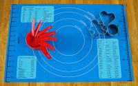 China Blue Non Stick Silicone Pastry Baking Mat Reusable Non Slip Extra Large for sale