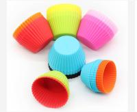 China BPA Free Silicone Cupcake Mold Colorful Silicone Baking Cups 7x3.2x4.5mm for sale