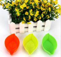 China Leaf Shaped Silicone Muffin Cup BPA Free High temperature Resistance for sale