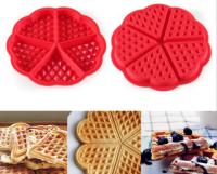 China 5 Heart Shaped Silicone Waffle Mould 180mmx15mm Round Red Color for sale