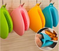 China Heat Insulation Silicone Baking Products Anti Scald Thickened Silicone Oven Mitts for sale