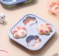 China Cat Claws Covered Silicone Ice Cube Trays Eco Friendly Ice Cube Trays for sale