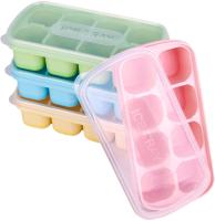 China Stackable Reusable Silicone Ice Tray For Freezer With Lids For Cocktail for sale