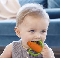 China Soft Textured Silicone Carrot Teether For Sensory Exploration Teething Relief for sale