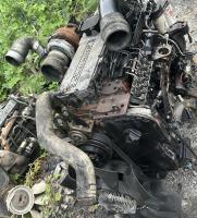 China Universal Car Fitment 6L 8.9L 375HP Second Hand Diesel Engines with Cummins Technology for sale