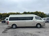 China 15-17 Seat Jinlong Mini Buses Comfortable and Affordable for Tourist Transportation for sale