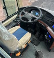 China Used Buses of ZK6121 with 55-70 Seat Capacity in Euro 3 Emission Standard for sale