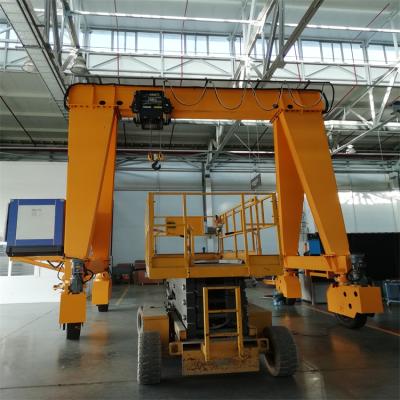 China Mobile Harbour Crane 50 Tonnes Telescopic Boom Marine Crane 360 Degree for sale