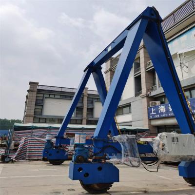 China 10 Ton Single Girder Rubber Tyre Gantry Crane - 3000kg Capacity, 11m Lift Height with CE Certification for sale