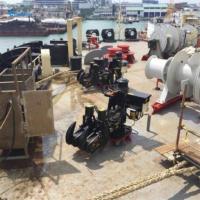 China Spring Loaded Locking Pin Quick Release Mooring Hook 20-400 Ton Capacity 100mm Opening for sale