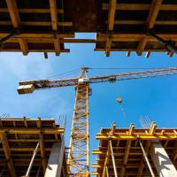 China Easy Operated Tower Crane Fixed Climbing Installation Type Built for Building Construction Ensuring Lifting and Safe Operation for sale
