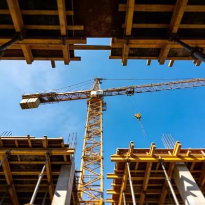 China Easy Operated Tower Crane Fixed Climbing Installation Type Built for Building Construction Ensuring Lifting and Safe Operation for sale