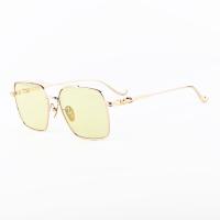 China Oversize square Frame Fashion Street Women Fashion 2025 Titan Sunglasses High Quality Pilot Sunglasses Men Custom Shades for sale