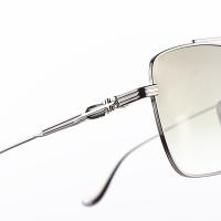 China Oversize square Frame Fashion Street Women Fashion 2025 Titan Sunglasses High Quality Pilot Sunglasses Men Custom Shades for sale