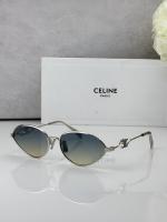 China Scratch Resistant Vacuum Gold Plated Alloy Metal Frame Sunglasses with UV400 Gradient PC Lenses and Adjustable Soft Silicone Nose Pads for sale