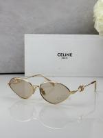 China Scratch Resistant Vacuum Gold Plated Alloy Metal Frame Sunglasses with UV400 Gradient PC Lenses and Adjustable Soft Silicone Nose Pads for sale