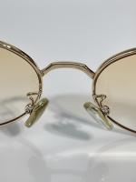 China Sunglasses offering UV400 protection with gradient PC lenses that effectively block UVA and UVB rays and minimize glare CL40571 for sale