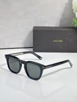 China Retro Square Thick Frame Sunglasses, Luxury Acetate UV400 Protection Unisex Shades with Signature T Logo FT1326 for sale