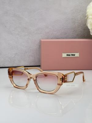 China Luxury Miu M Cat Eye Square Sunglasses, Thick Acetate Frame with Geometric Cutout Temple, Gradient Lens Women Fashion Sun Glasses for Party Beach Daily MU7376S Prescription for sale