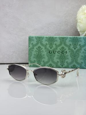 China Luxury Vintage Oval Metal Sunglasses for Women, Bamboo Temple Design Gradient Lens UV400 Protection Fashion Retro Small Frame Sunglasses GG7555 for sale