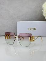 China Luxury Designer Rimless Square Sunglasses Women, Big Oversized Gradient Cut Edge Lens Hollow Metal Temple 3D Logo UV400 Sunglasses, Trendy Fashion Statement Shades for Vacation Prescription for sale