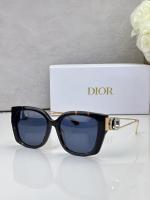 China Vintage Small Rectangular Sunglasses Women, Acetate Frame Hollow Metal Temple CD Signature Logo UV400 Fashion Sunglasses 30Montaigne S13F Prescription for sale