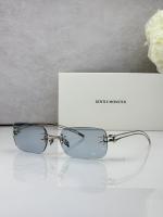 China Y2K Futuristic Four‑Pointed Star Rimless Sunglasses Unisex Double Thin Silver Metal Temple Cut‑Edge No‑Frame Square Lens Luxury Streetwear Party Shades for Men Women for sale