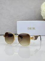 China Women Luxury Designer Inspired Square Sunglasses Hollow Geometric Metal Temple CD Logo Gradient Lens Oversized UV400 Sun Glasses Ladies Fashion Eyewear for Driving Travel Party Photoshoot for sale