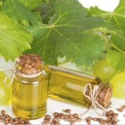 China Clear Multifunctional Antioxidant GrapeSeed Oil Vitis Vinifera Seed Extract For High-Performance Skincare for sale