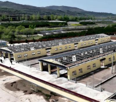 China Quick Installation Prefab Steel Structure Cattle House with 30 Years Warranty and Bolt Connection for sale