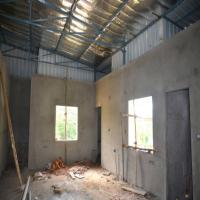 China Prefabricated Rigid Frame Poultry House with H Section Steel, Adjustable Vents, and Hot-Dip Galvanized Coating for sale