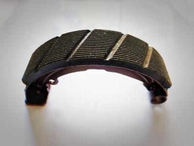 China Electric Rickshaw Brake Shoes with Repair Kits 3 Wheel Tricycle Motorcycle Parts 100-200kg for sale