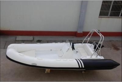 China 10 Person Inflatable Boat With Stylish Console , 580cm Large Inflatable Boat for sale