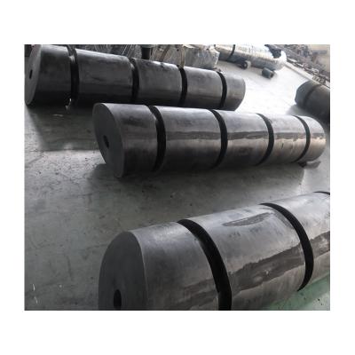 China Natural Rubber and EPDM Materials Black Marine Tugboat Tyre Fender for Wharf Protection for sale