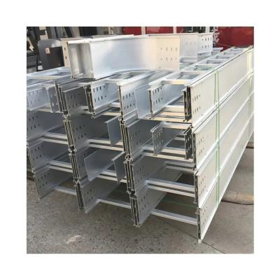 China Cable Tray 600Mm 100Mm Hot Dipped Galvanized Cable Ladder Multi Cable Transits for sale