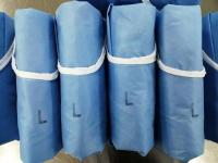 China High Performance Disposable Sterile Surgical Gown AAMI Level 4 Disposable Microboal Baterial for sale
