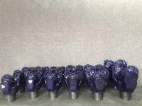 China API 7 7/8 Inch IADC517 Tricone Drill Bit for Water Well and Oil Well 200mm Rubber Sealed Bearing for sale